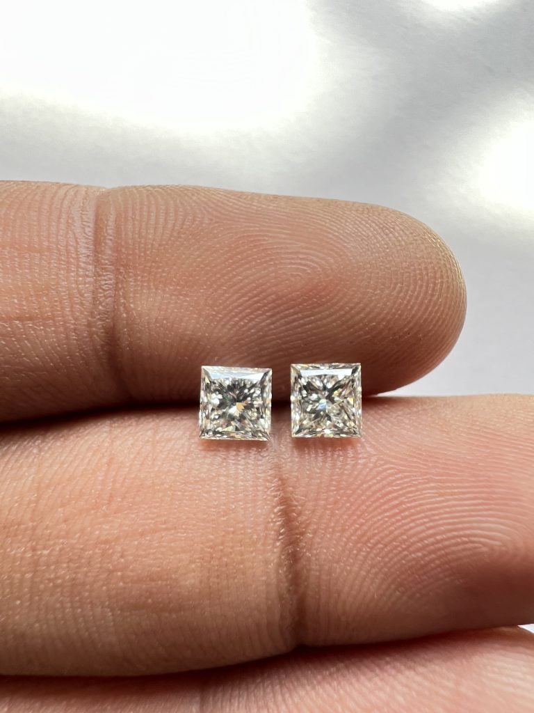 Buy Diamond 2.02 Ct Pair at Online at Kartik Gems